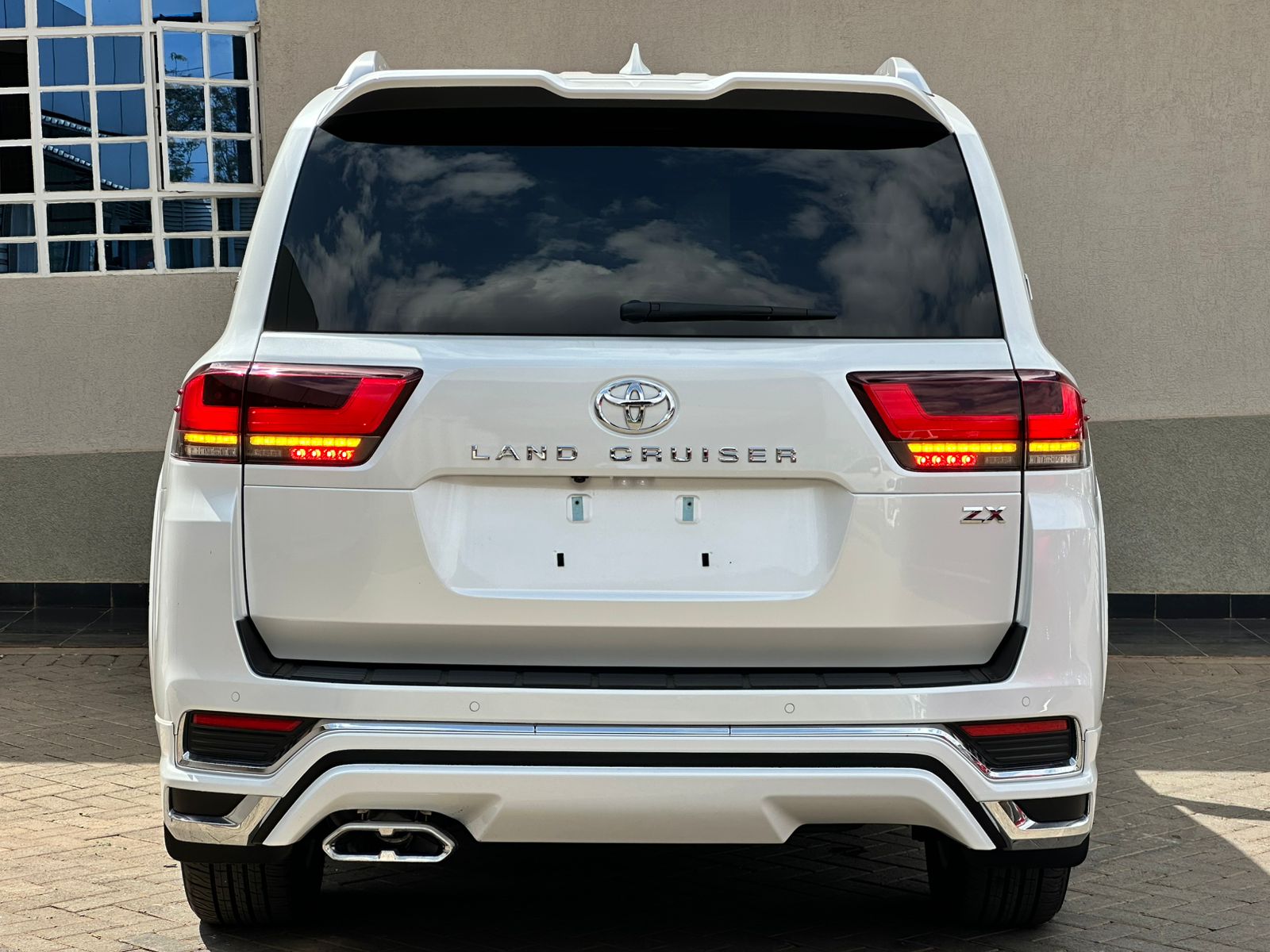 Affordable Used Toyota Land Cruiser J300 Series (GR Sport, ZX, VX-R ...