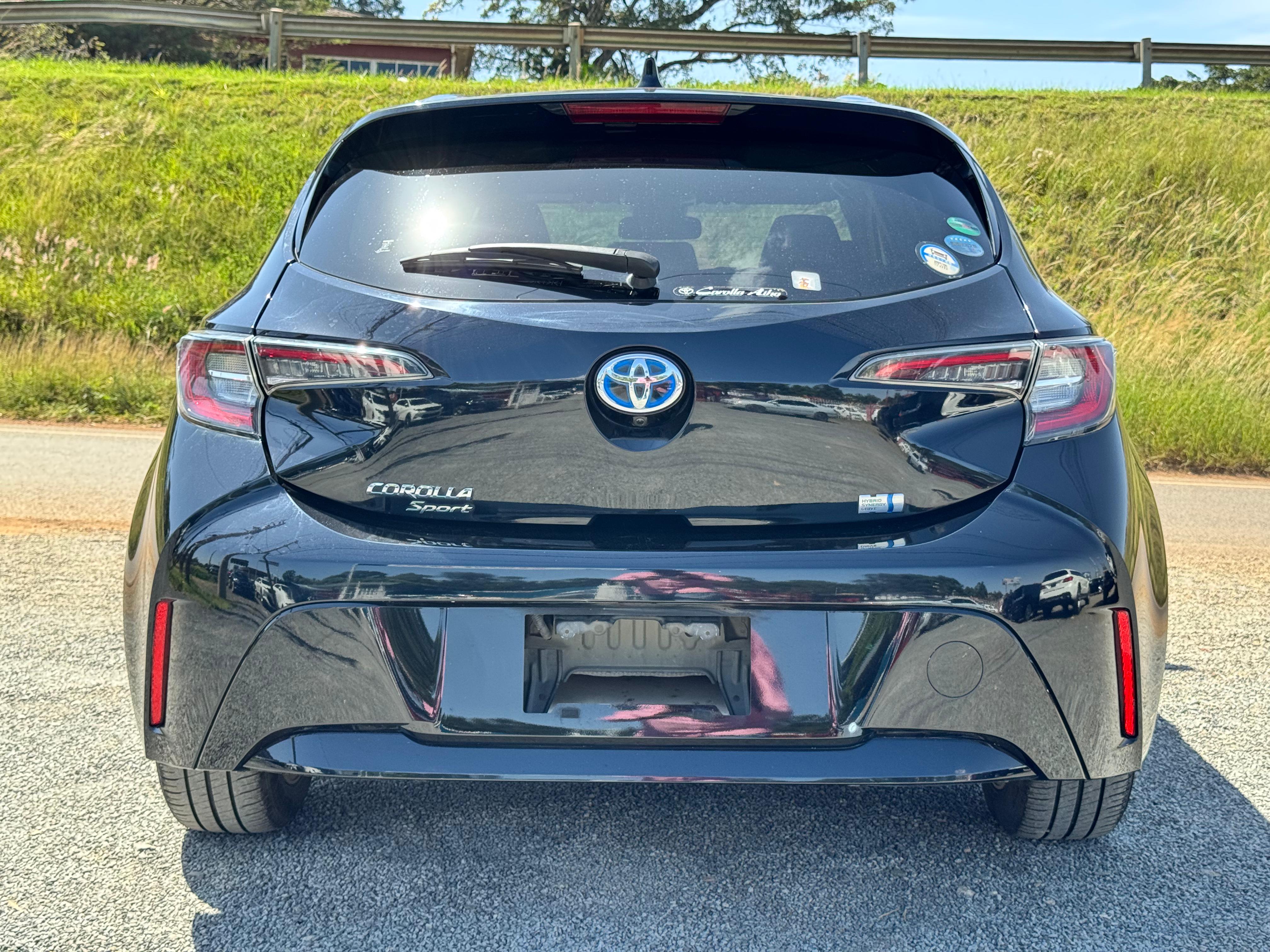 Affordable Used Toyota COROLLA Hybrid 2018 for Sale in Kenya