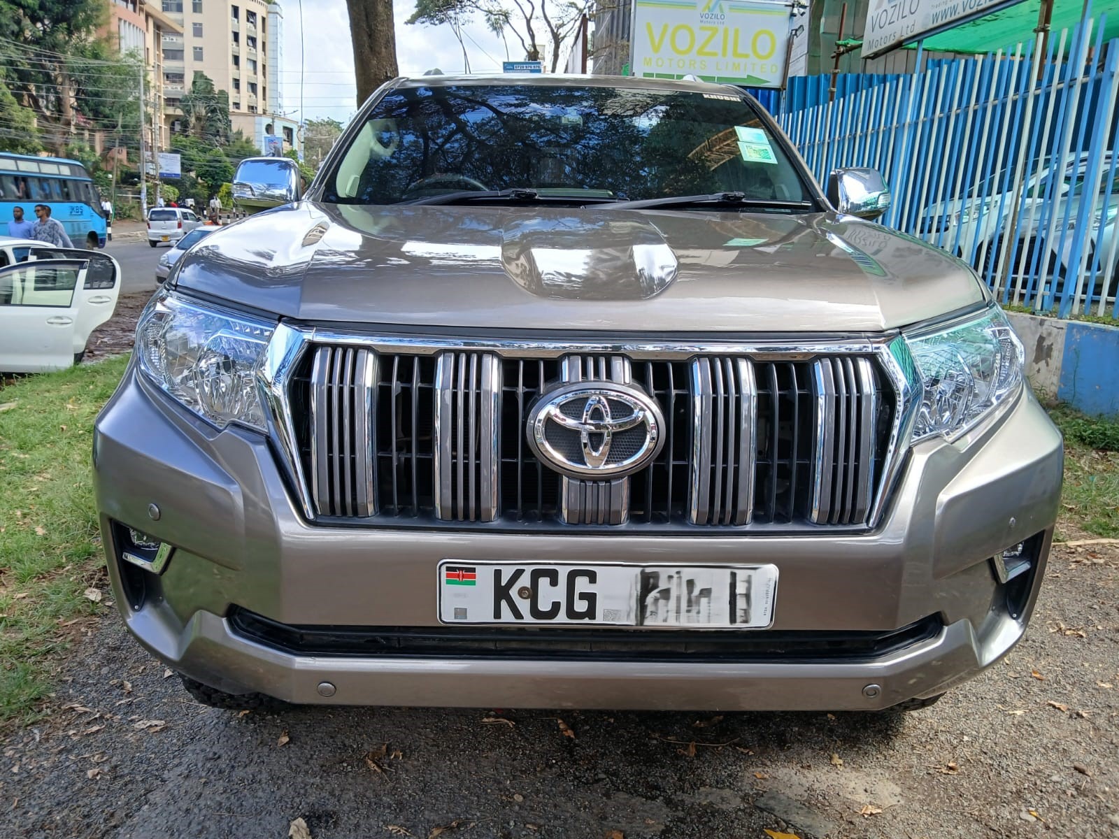 Affordable Used Toyota Land Cruiser Prado TX-L 2010 for Sale in Kenya