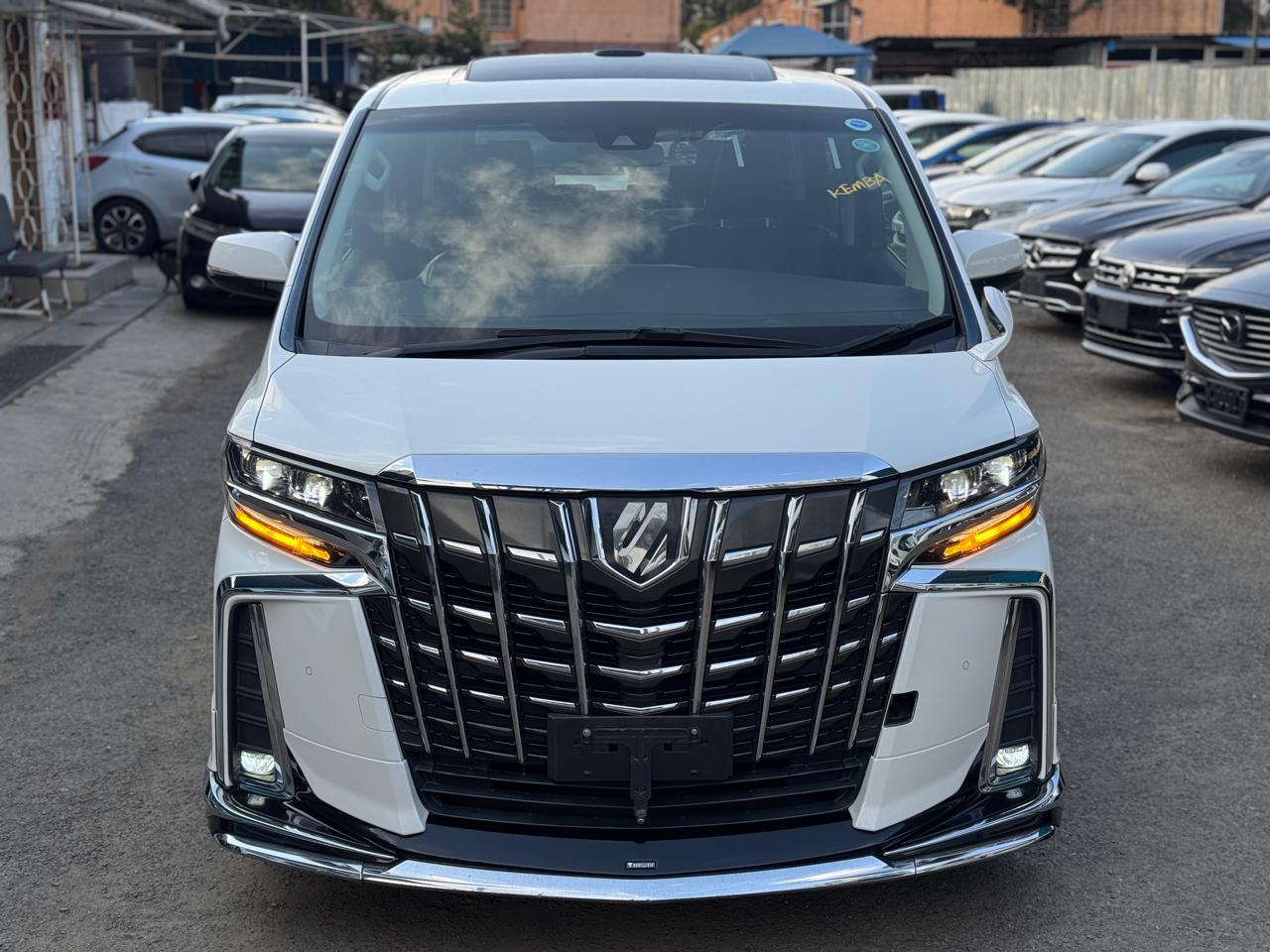 Affordable Used Toyota ALPHARD G 2018 for Sale in Kenya